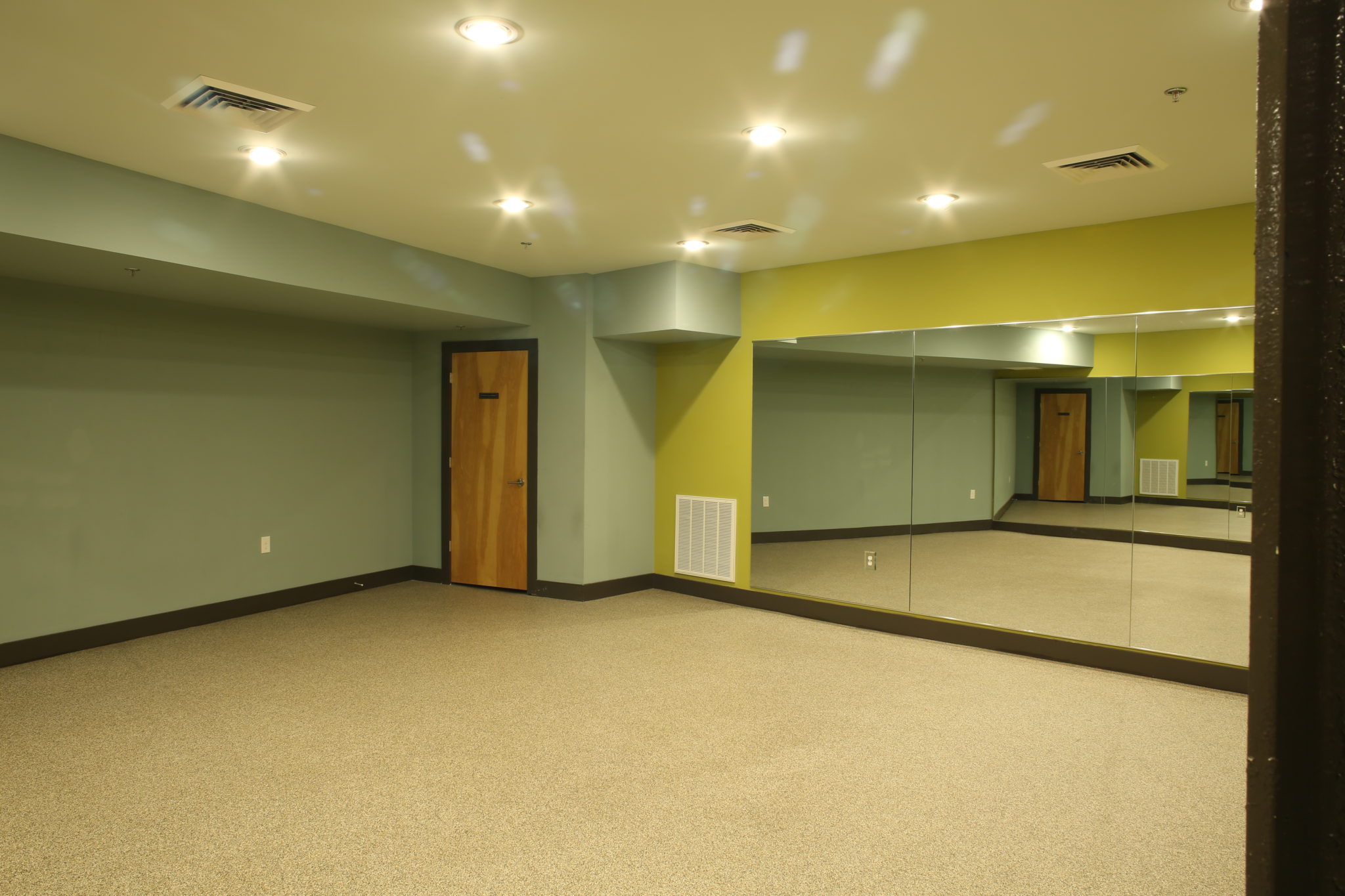 Features | Winston Factory Lofts